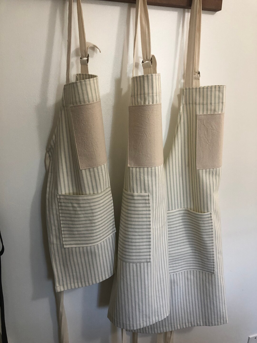 Aprons, Farmhouse Style With Iron on Vinyl Personalization - Etsy