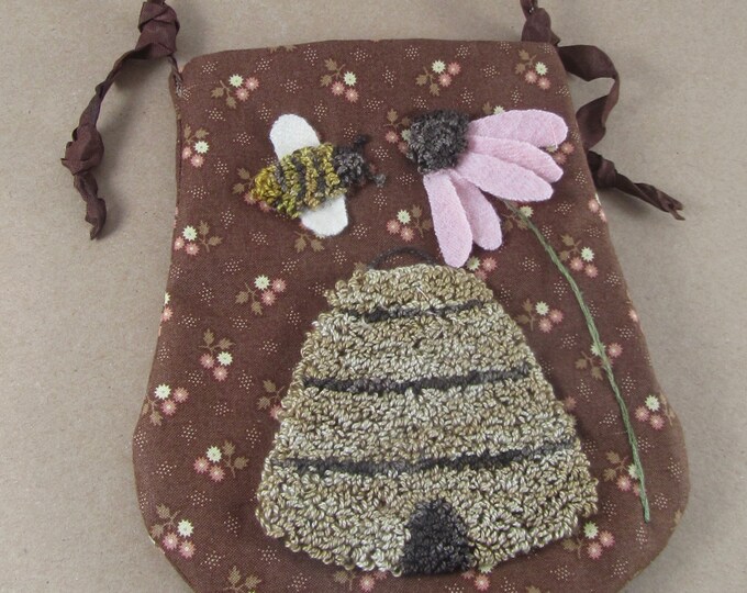 Punch Needle Paper Pattern Summer Ditty Bag Bee Skep Punchneedle ...