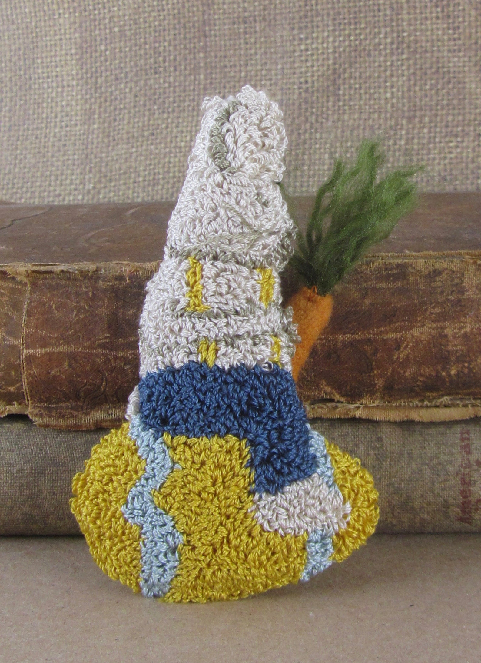 Punch Needle Pattern Bunny on Easter Egg With Carrot | Etsy
