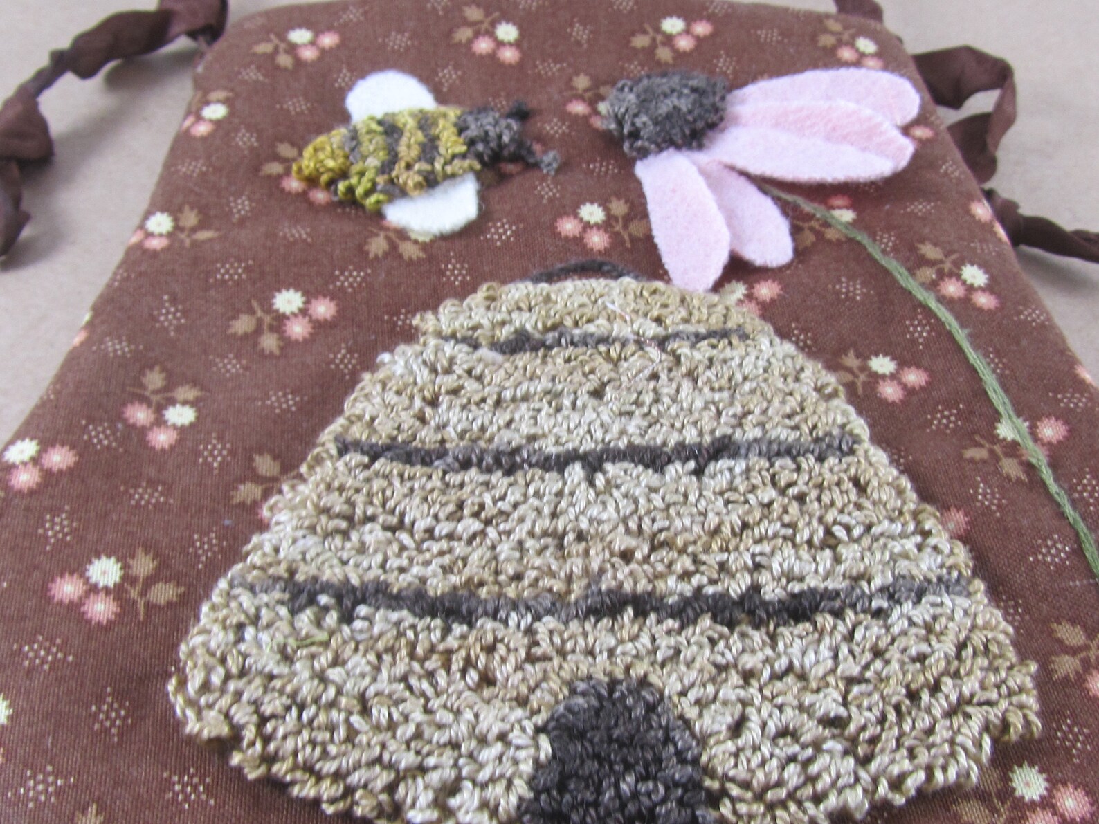 Punch Needle Pattern Summer Ditty Bag Bee Skep Flower - Etsy