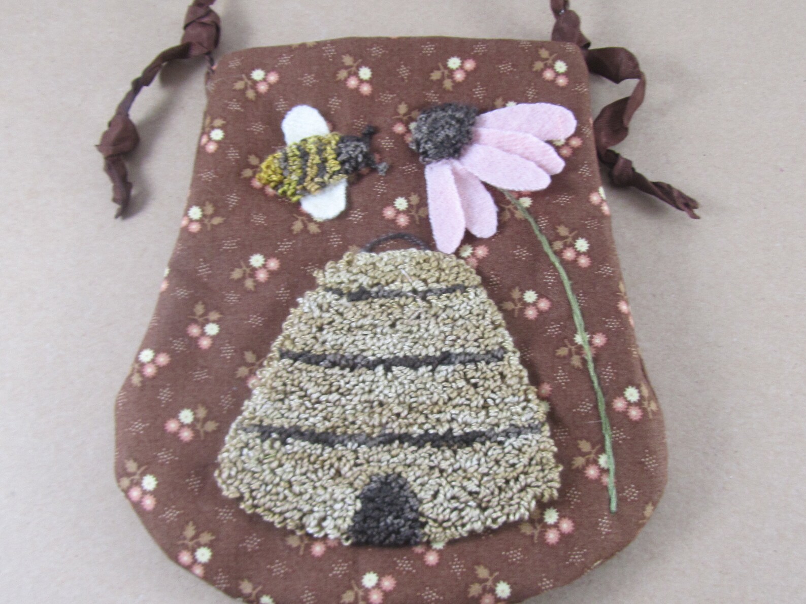 Punch Needle Pattern Summer Ditty Bag Bee Skep Flower - Etsy