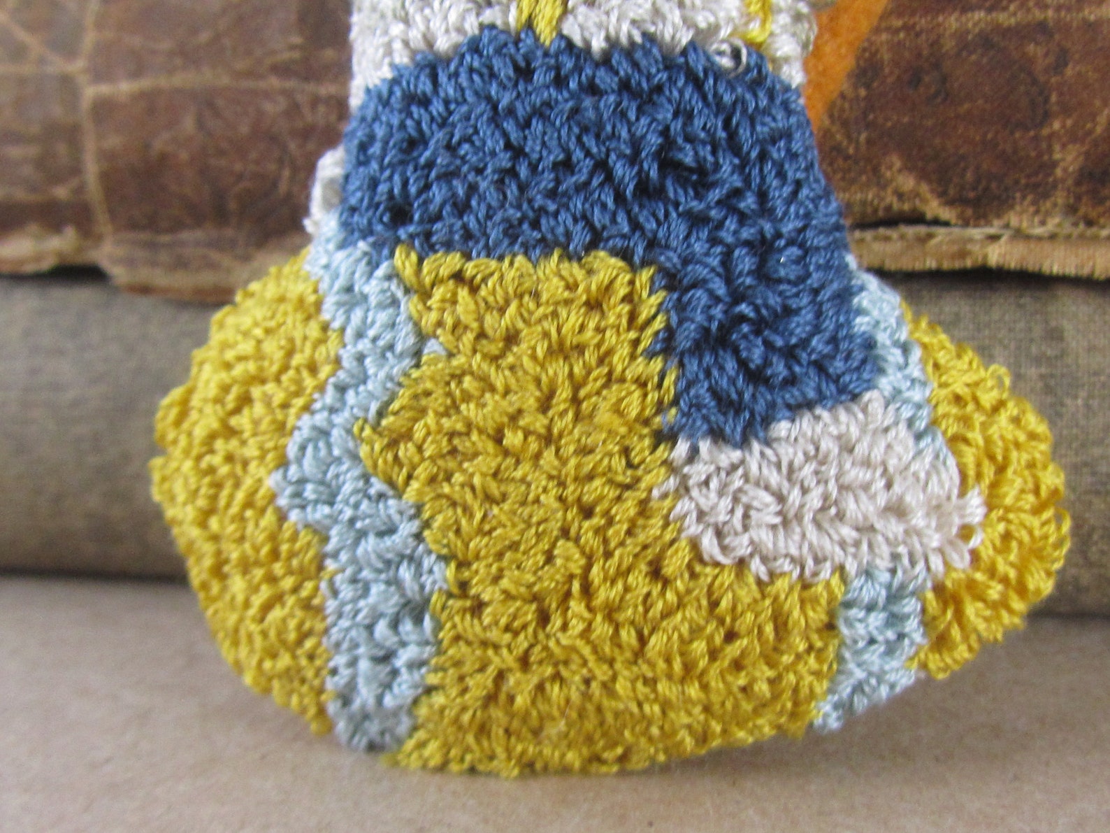 Primitive Easter Punch Needle Kit Bunny on Egg With Carrot - Etsy