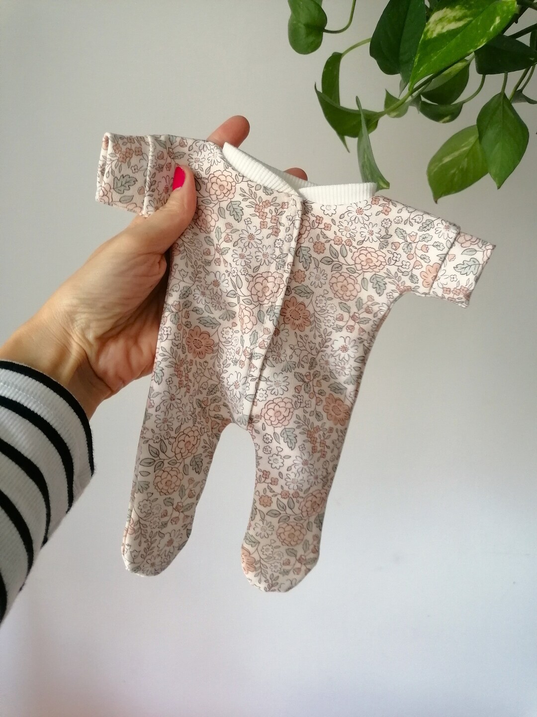 28 Cm 34 Cm Doll Minikane Sleeper Footed Romper Liberty - Etsy