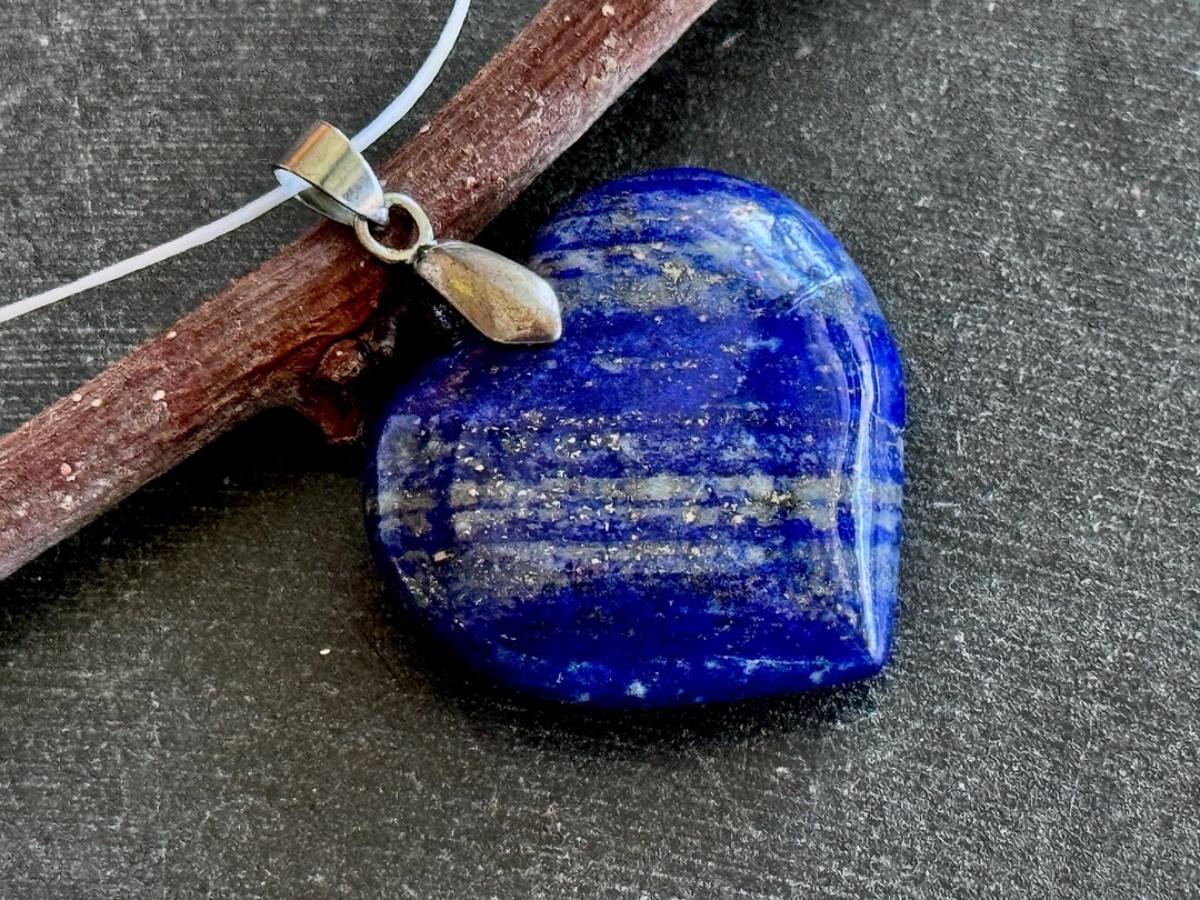 35mm Luxe Natural Lapis Lazuli Gemstone Heart Pendant 35x33x12mm ...