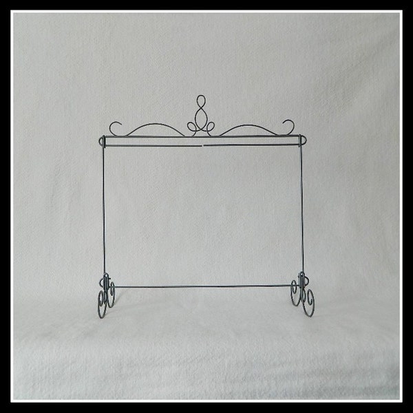 Wire Quilt Stand - Etsy