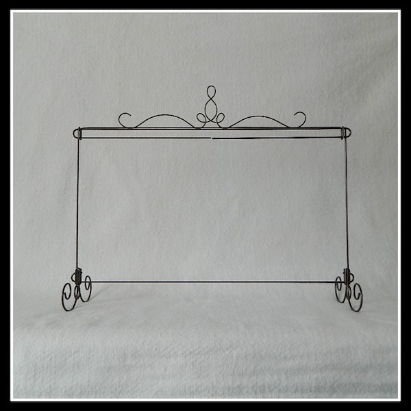 Wire Quilt Stand - Etsy