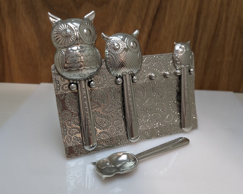 Owl Measuring Spoons With Display Stand - Etsy