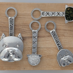 Good Dog Measuring Spoons - Etsy