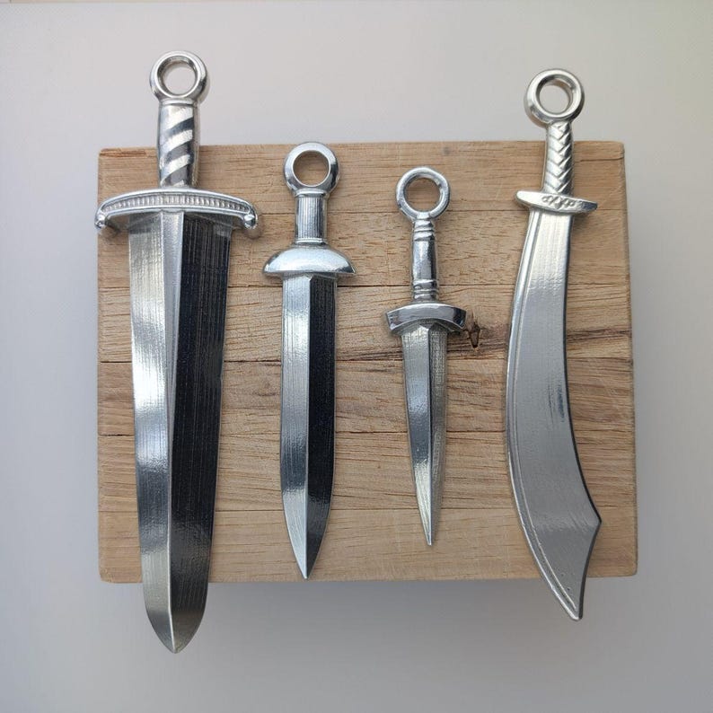 Pewter Sword Measuring Spoon Set With Oak Display Stand - Etsy