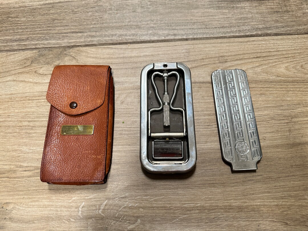1940's Rolls Razor Shaving Kit and Leather Case - Etsy