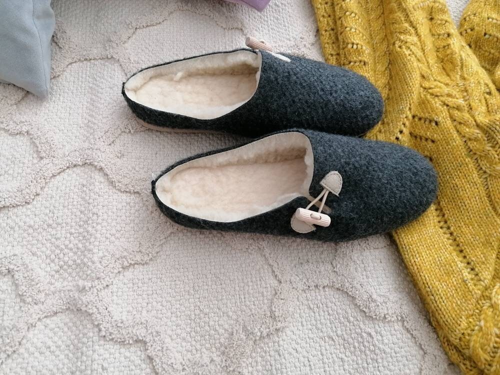 Graphite Felt Mules with cream leather details by HomieeStudio | Etsy