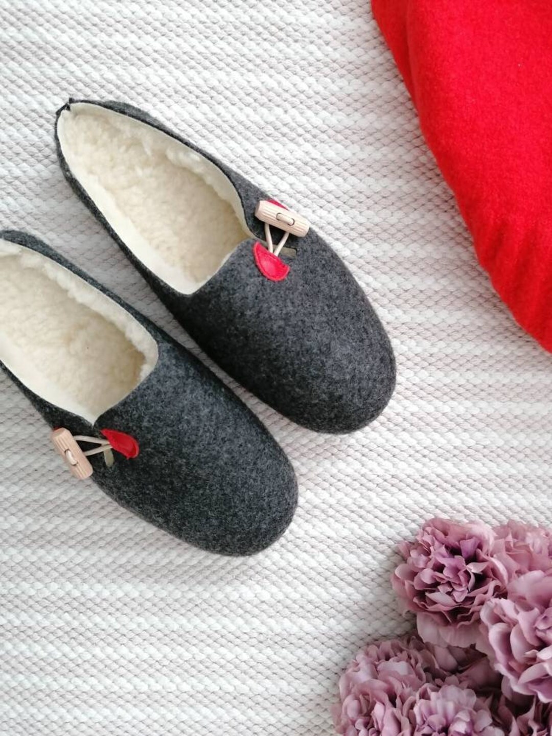OUTLET Graphite Felt Mules Slip-on Slippers With Red Detail - Etsy