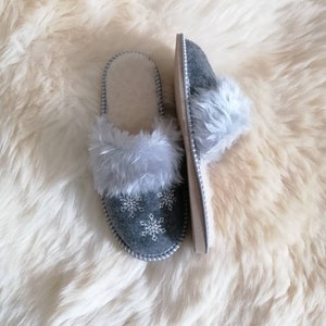 Snowflakes Felt Mules Slip-on Slippers - Etsy UK