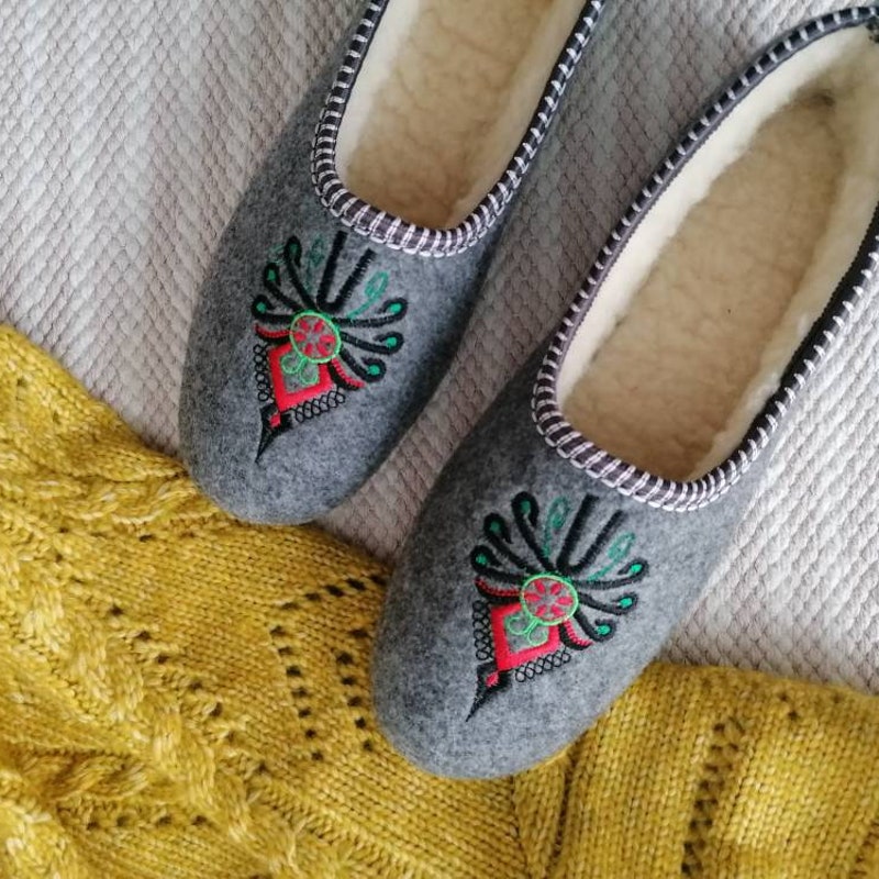 Embroidered Slippers - Etsy