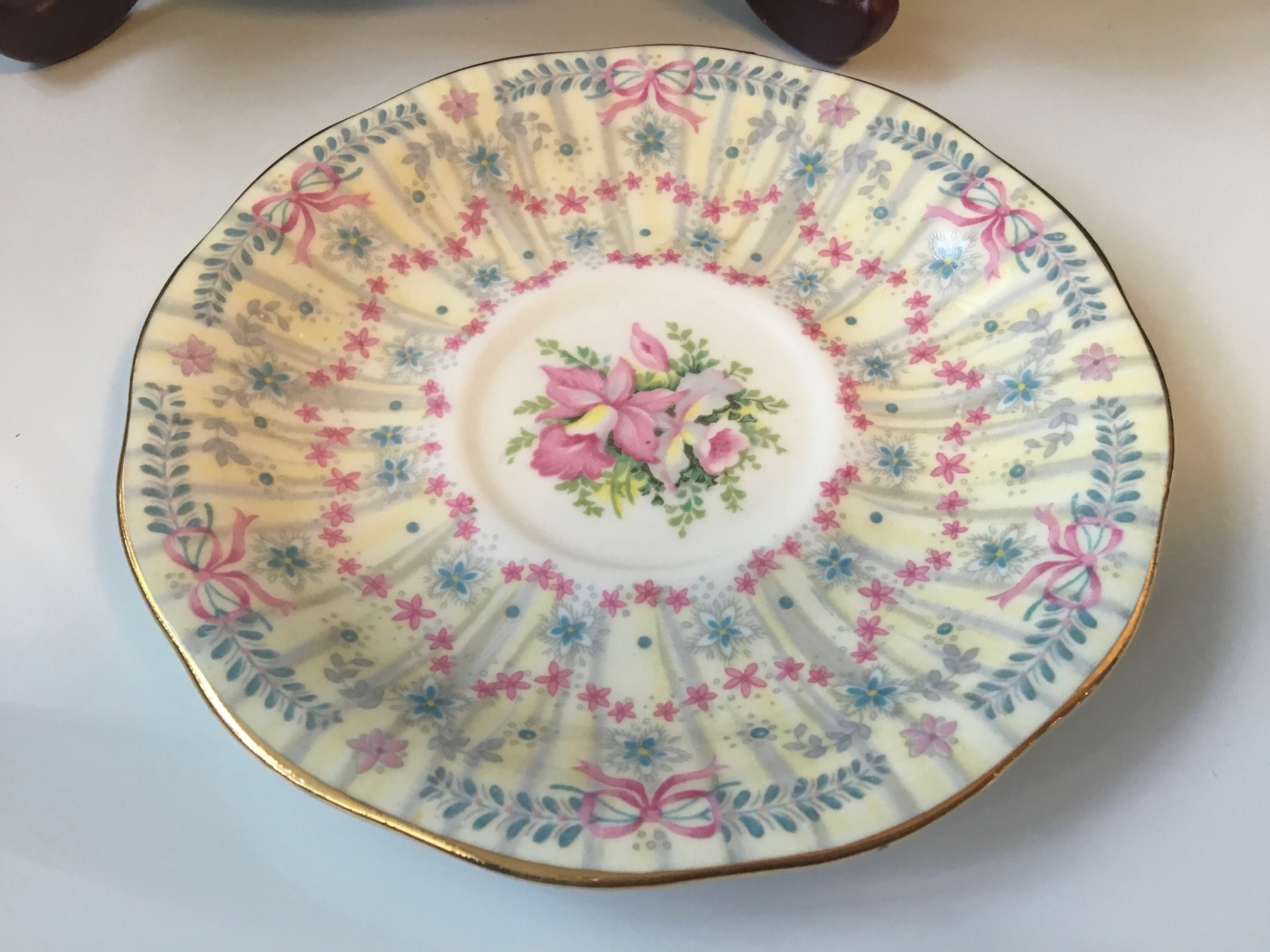 Queen Anne Royal Bridal Gown Cake Plate or Orphan Saucer - Etsy