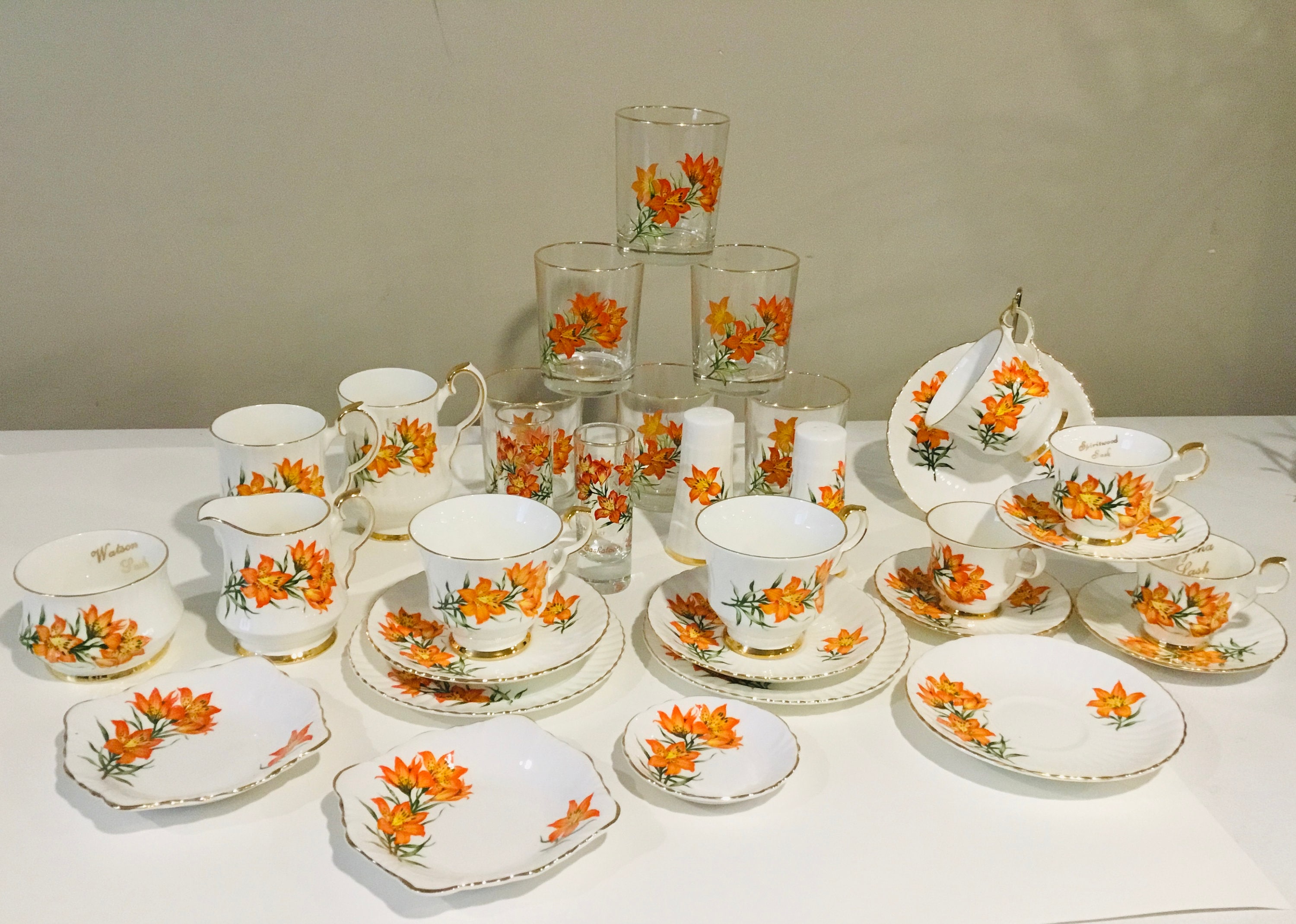 Prairie Lily Saskatchewan Floral Emblem China and Glass - Etsy Canada