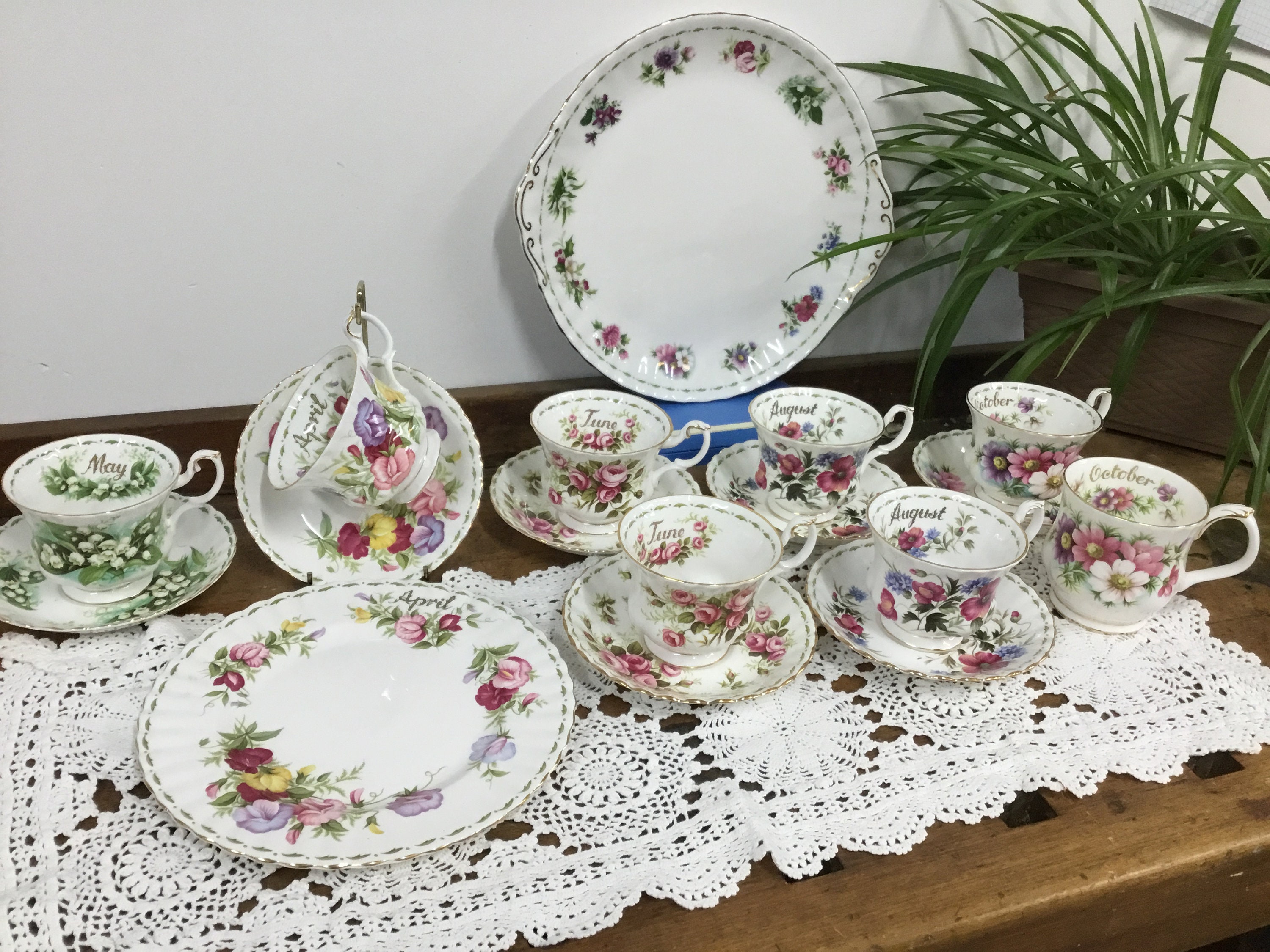 Royal Albert Flower of the Month Pieces Sold Individually - Etsy