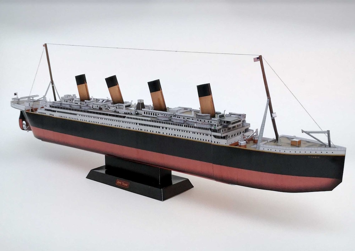 RMS TITANIC Paper Model Paper Craft Ship 1:400 Scale DIY | Etsy Canada