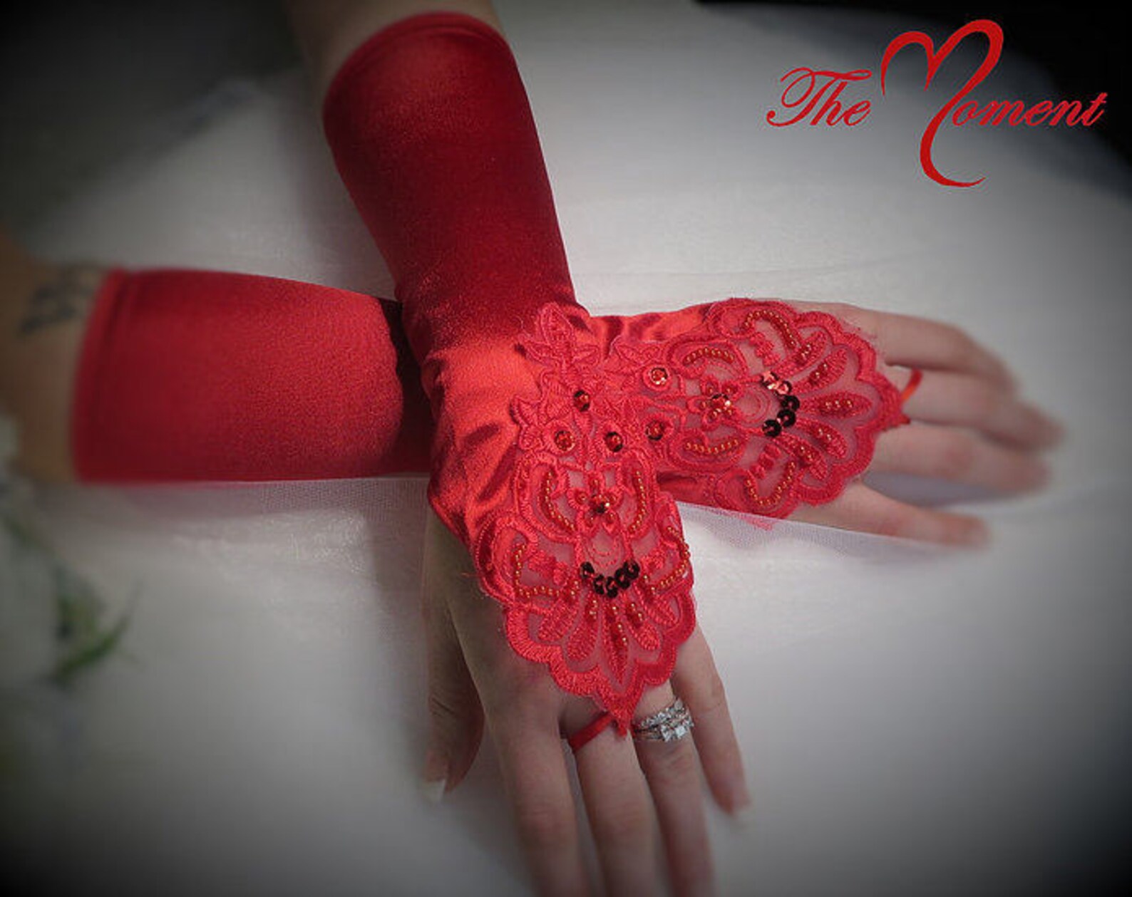 Red Satin Fingerless Gloves Red Embroidered Lace Gloves Red - Etsy