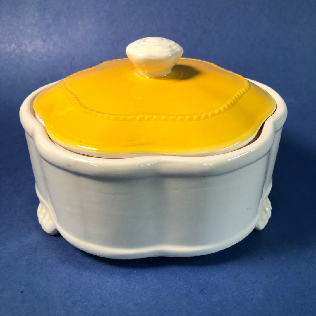 Vintage Chase Japan Trinket Powder Box - Etsy