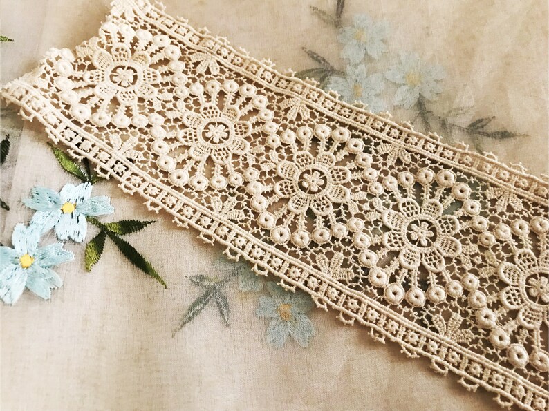 Vintage V-shaped Schiffli Lace Yoke Venise Lace Heavily | Etsy
