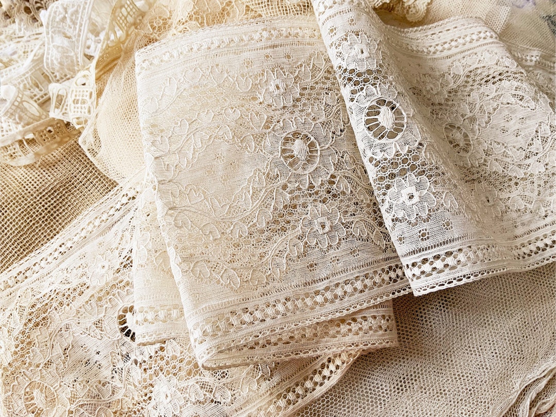 Beautiful Fine Vintage Lace Remnant - Craft Create Costumes Pillows ...