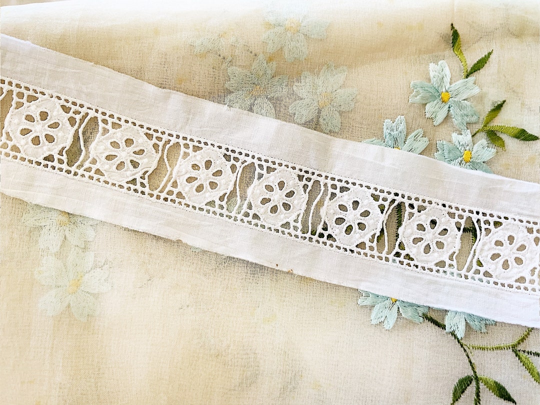 Vintage White Embroidery Anglaise Lace - Craft Dolls Costumes Cuffs - Etsy