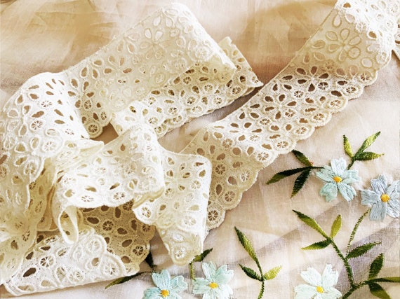 Vintage Cream Embroidered Anglaise Lace Trim Eyelets Craft | Etsy