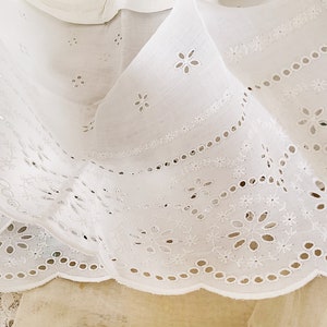 Fine Milky White Vintage Embroidered Anglaise Lace Flounce - Eyelets ...