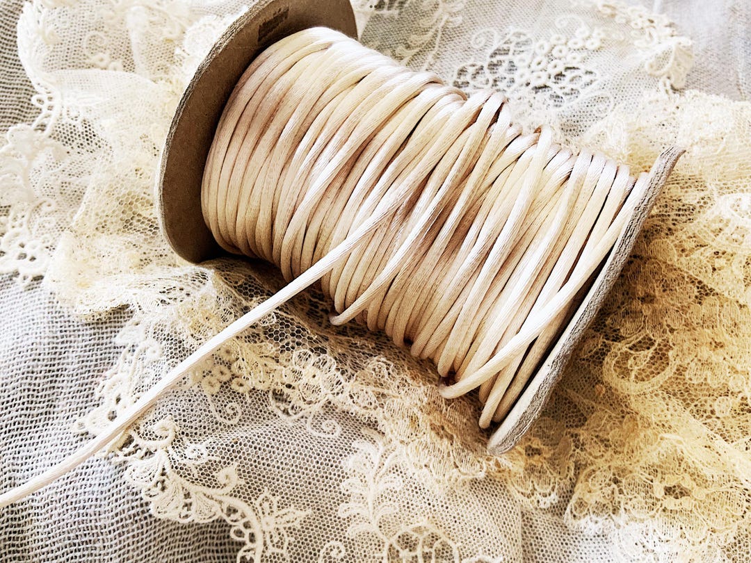Soft Vintage Warm Ivory Satin Cord - Craft Dolls Passementerie Costumes ...