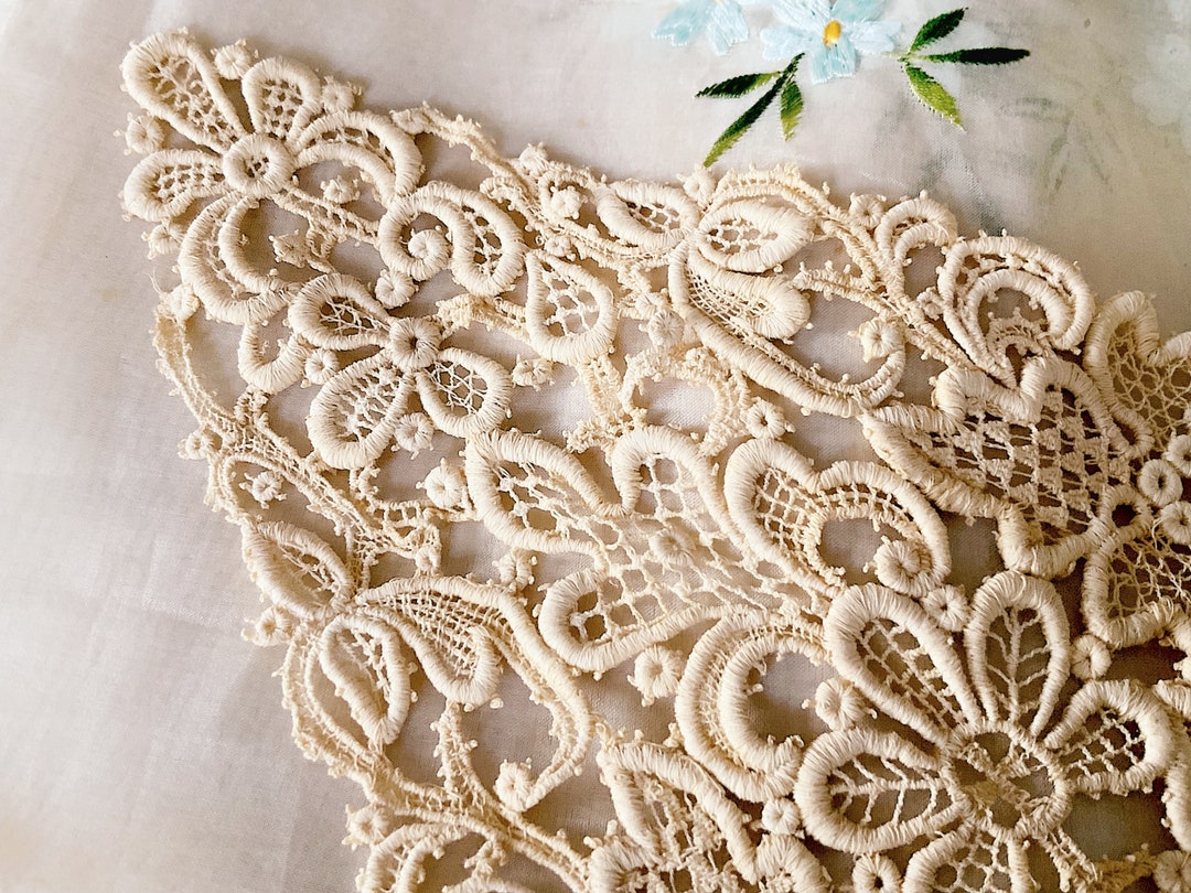 Bold Densely Embroidered 3D Ecru Vintage Schiffli Lace Appliqué ...