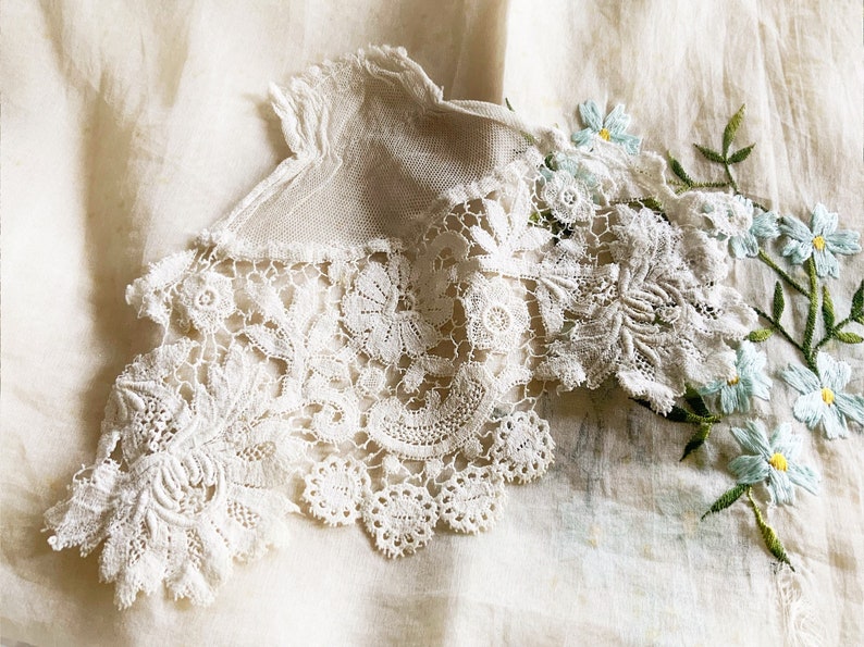 Gorgeous Antique Lace Remnant Embroidered Detail Schiffli & - Etsy