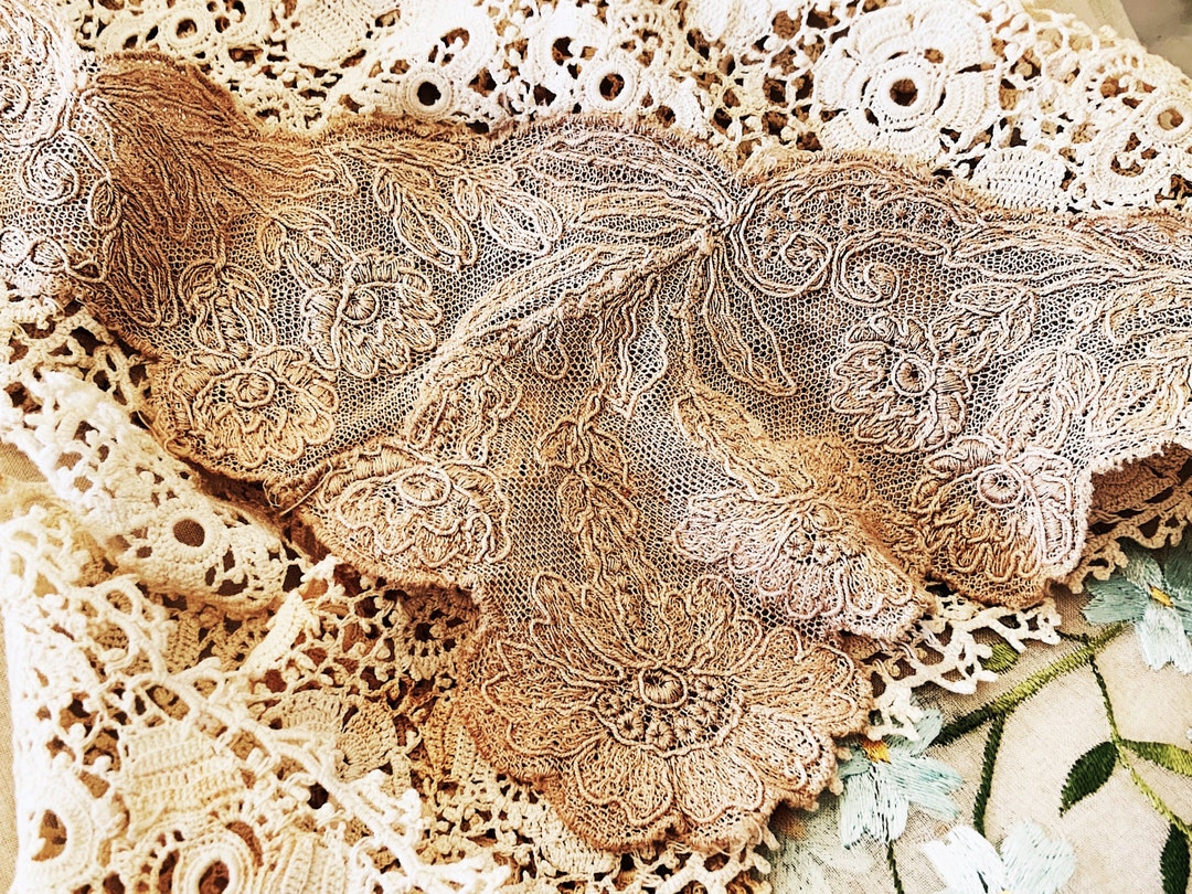 Vintage Ecru Heavily Embroidered Net Lace Remnant Double Net Layer ...