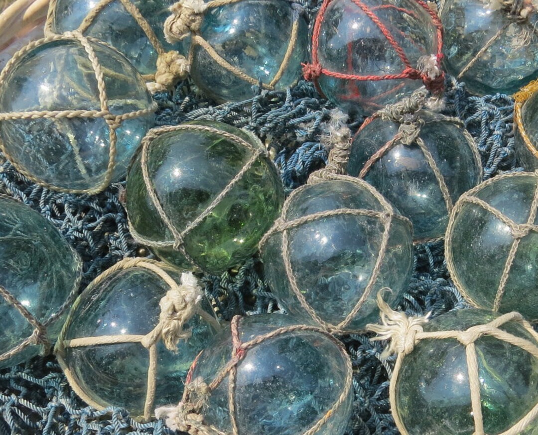 Vintage Japanese Glass FLOATS 2" Lot of 30 NETTED Ocean Fishing Decor ...