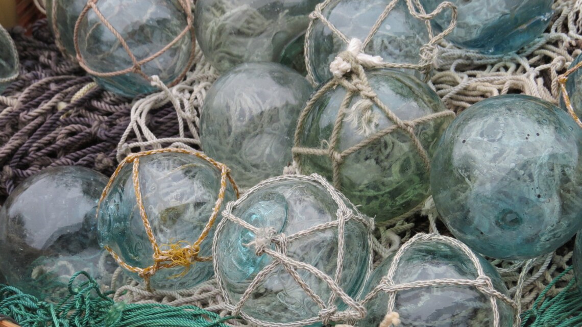 Japanese Glass Fishing FLOATS 2" Mixed Lot 8 Netted + Un-netted ...