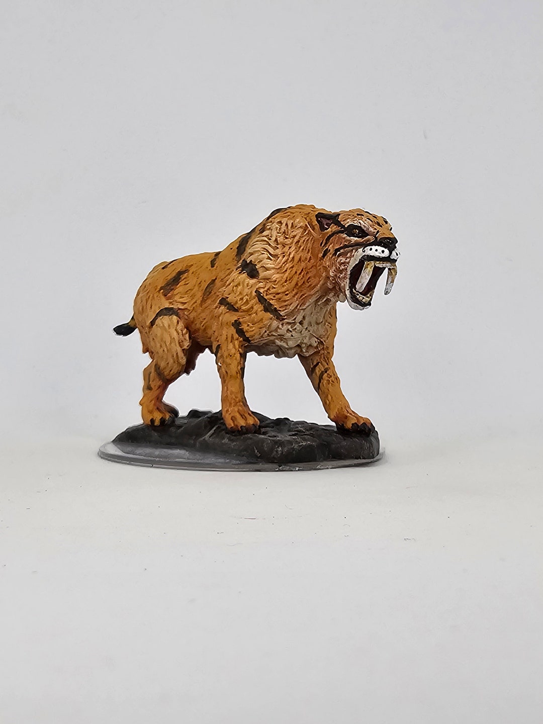 Saber-toothed Tiger Hand-painted Miniature for Dungeons and Dragons ...