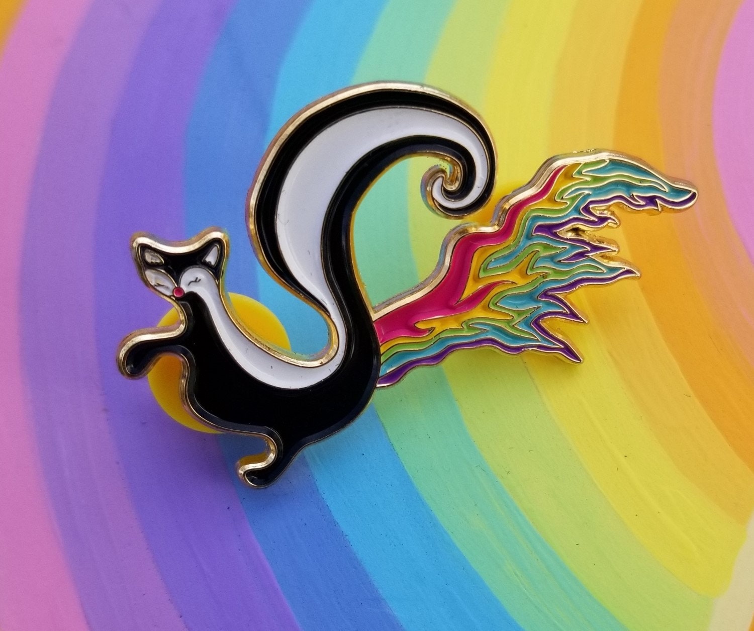 Enamel Pins | Skunk Farting a Rainbow! Cute Skunk Pins | Rainbow Pins ...