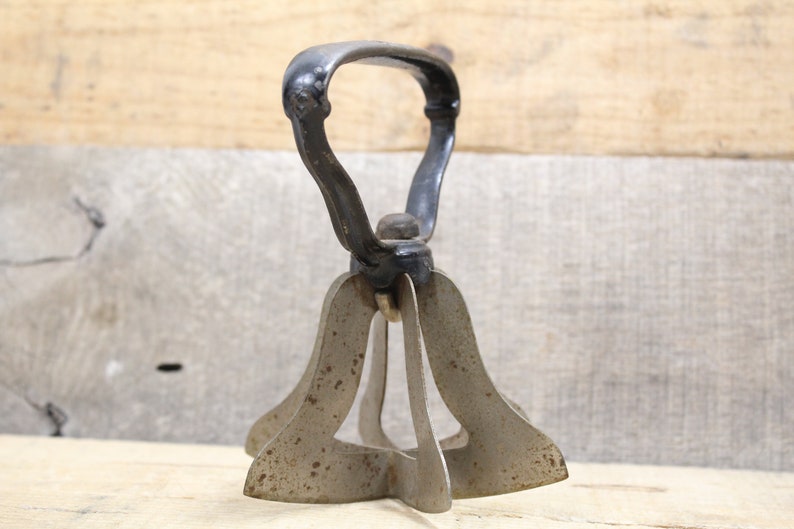 Bell Chopper Antique 6 Blade Chopper Cast Iron Handle - Etsy