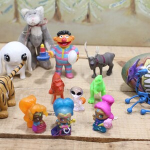 Junk Drawer Lot of 12 Items, Toys, Sesame Street, Crayola, Jointed Cat ...