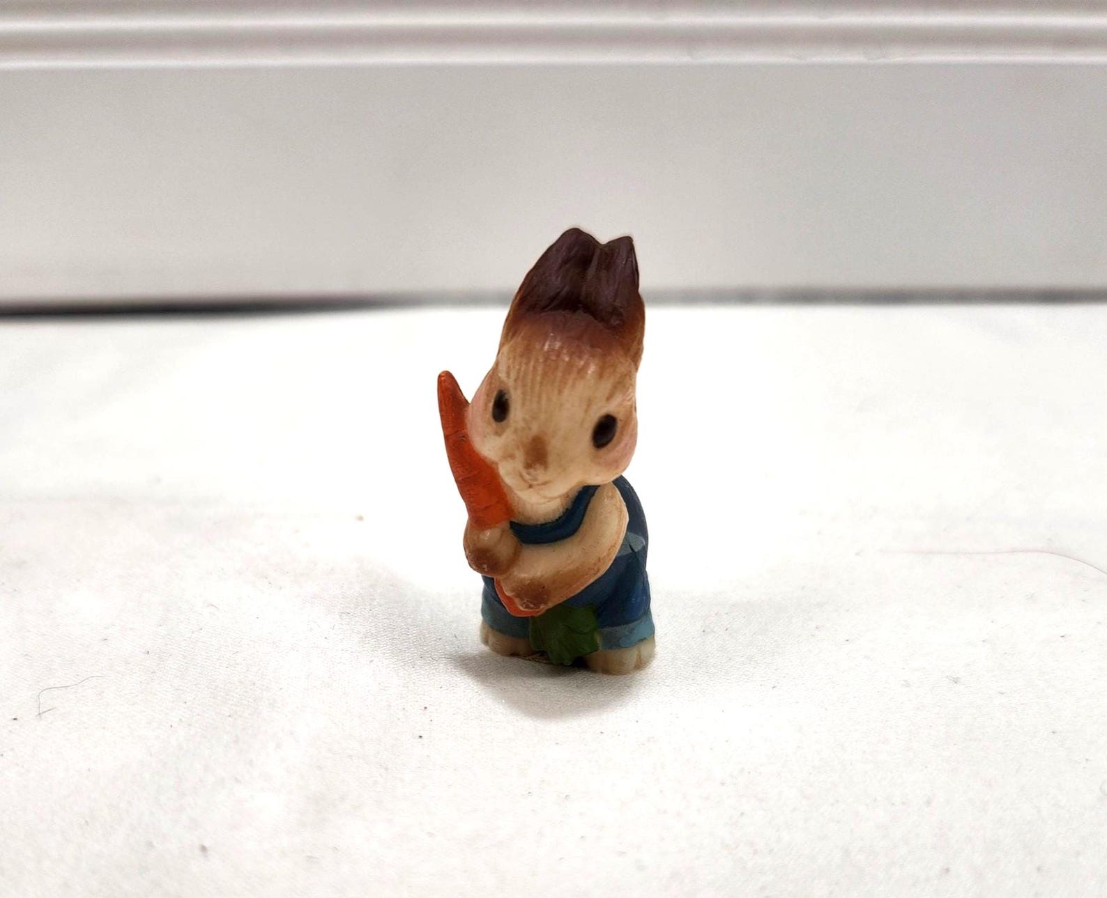 Hallmark, 1985 Bunny With Carrot, EHA 3482, Merry Miniatures, Vintage ...