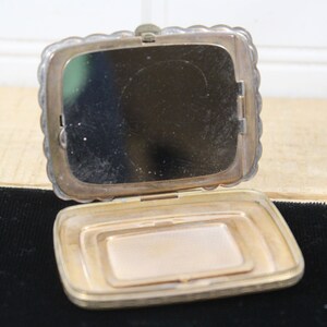 Make-up Compact, 1950-1960 Painted, Ornate Edge Rouge and Powder ...
