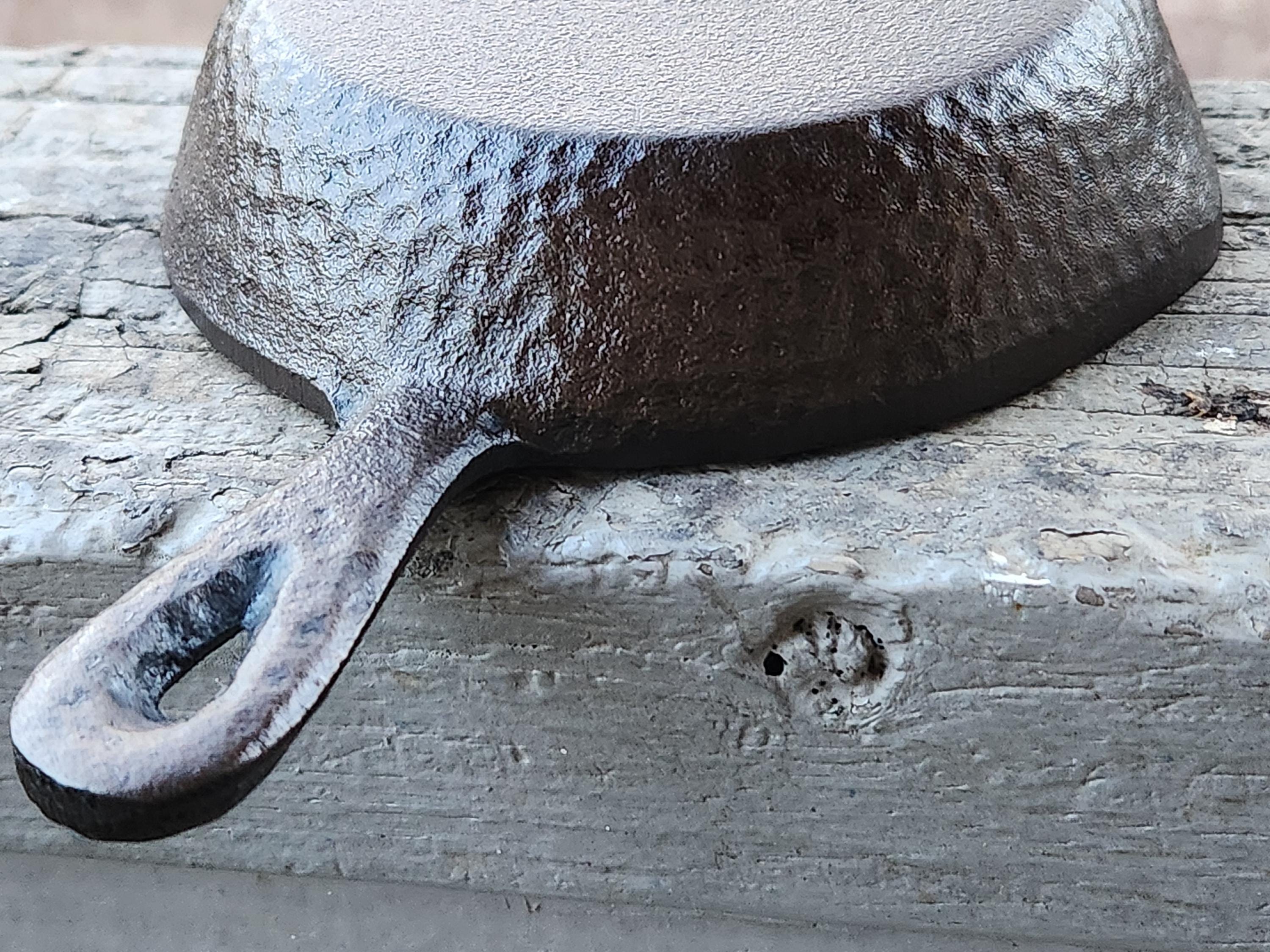 Hammered Ugly Lodge Mini 0 Size, Cast Iron Skillet, 4 Inch - Etsy