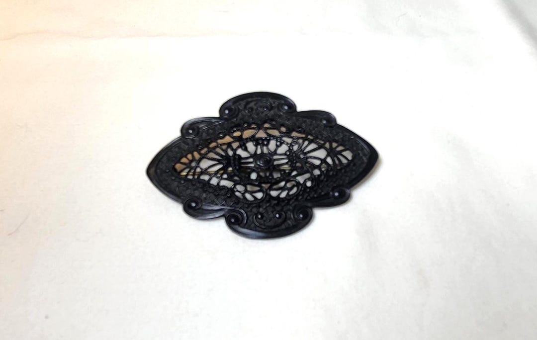 Black Metal Pin, C Clip, Mourning Pin 1880-1900 Fashion, Classic Design ...