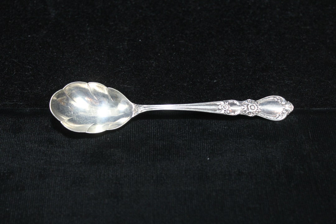 Rogers Bros, 1847 IS, Sugar Shell Spoon, Heritage Pattern Discontinued ...