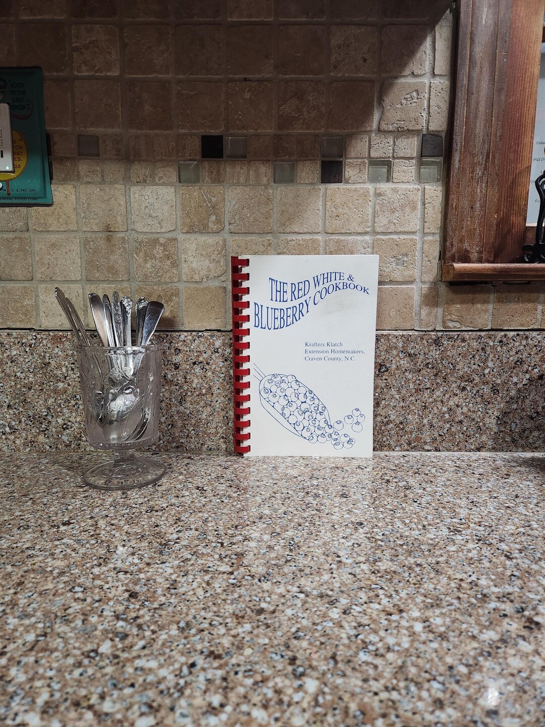 Cookbook - the Red White and Blueberry Cookbook, Krafters Klatch ...
