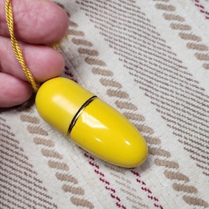 Calvert's Advertising Sewing Kit, Give Away, Yellow Metal Capsule With ...