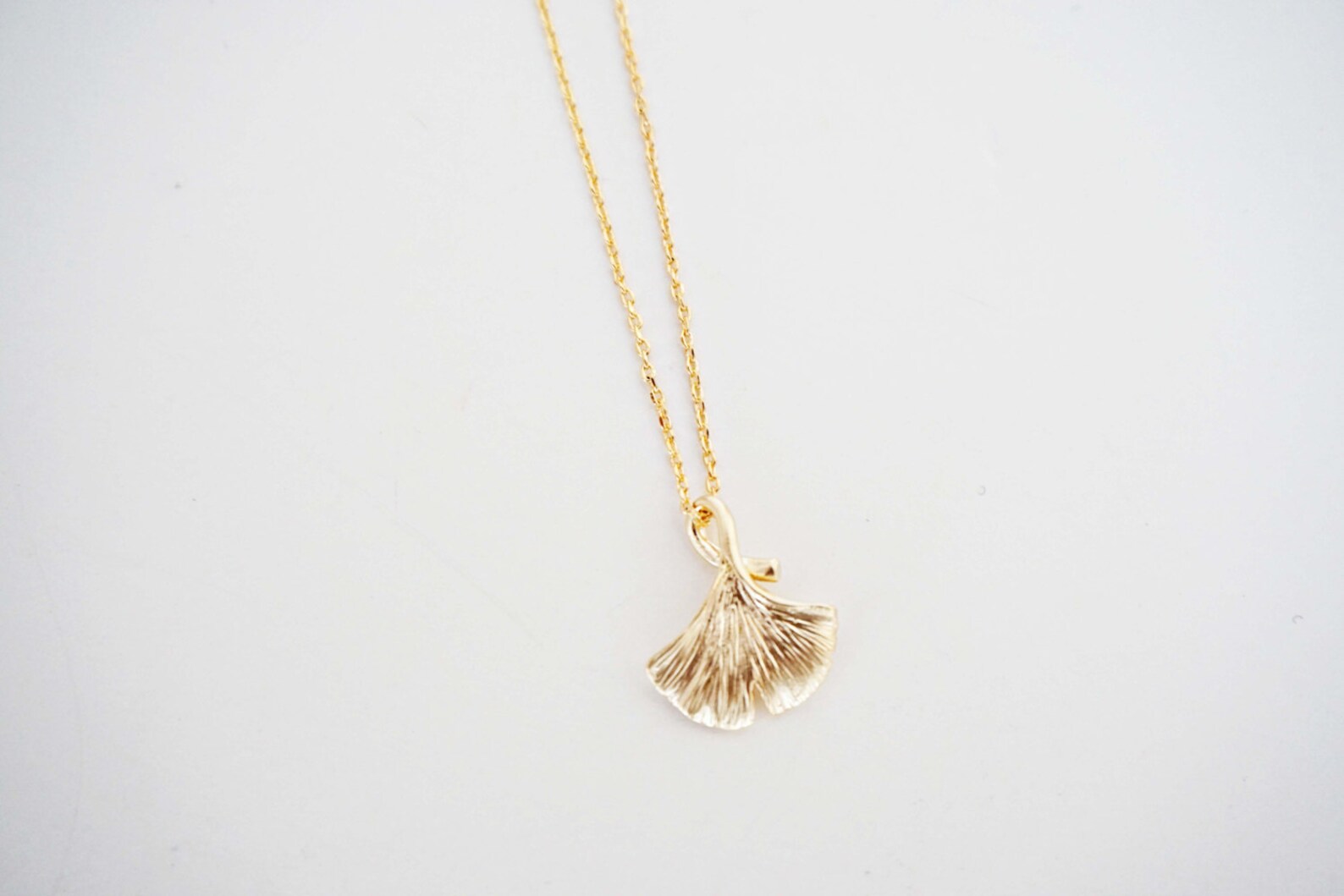 Matte Gold Ginkgo Leaf Necklace Gingko Charm Necklace | Etsy