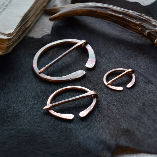 Penannular Brooch - Etsy