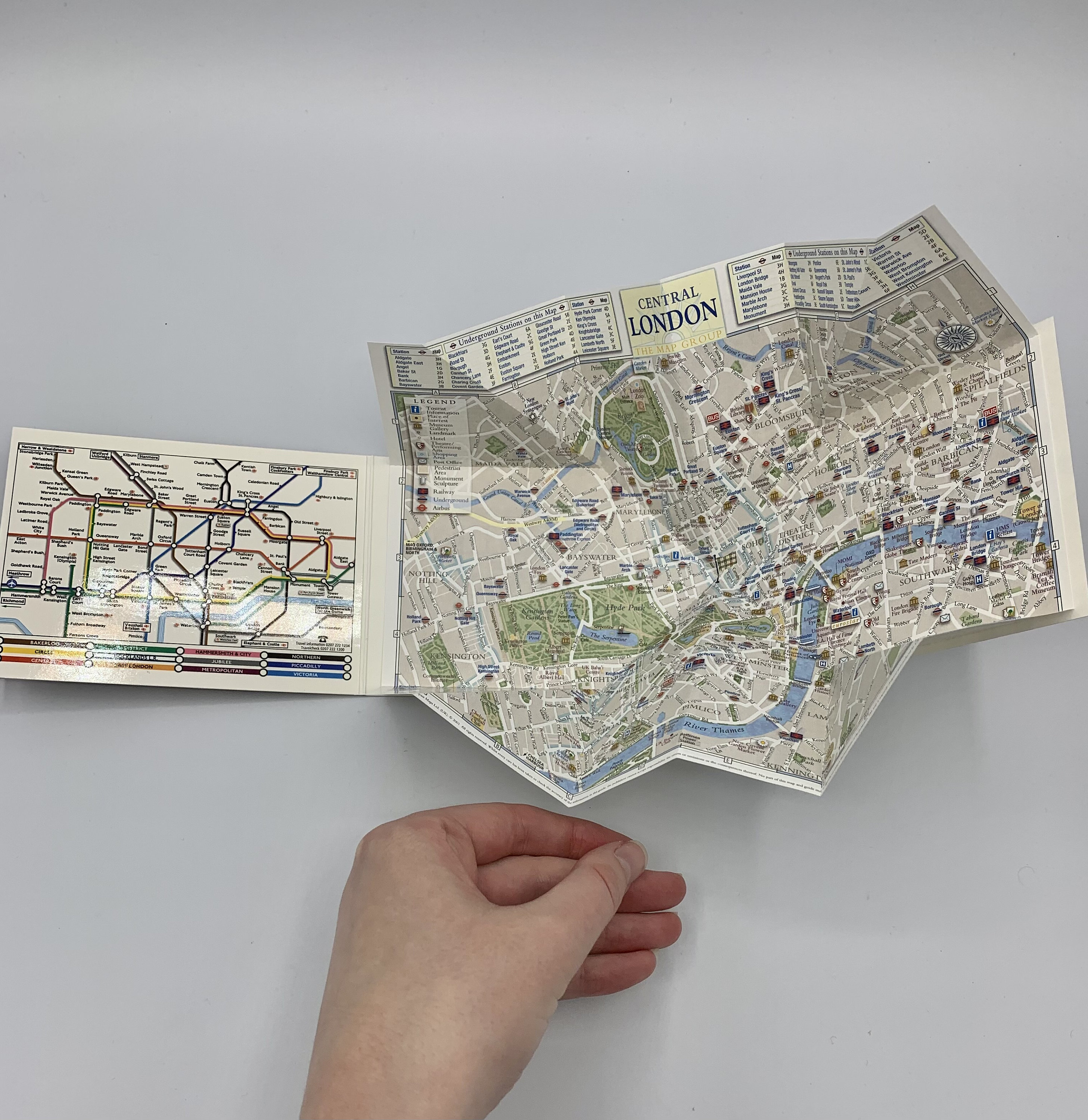 BURBERRY Pop up Map of London England Classic Nova Check Fold Out Map ...