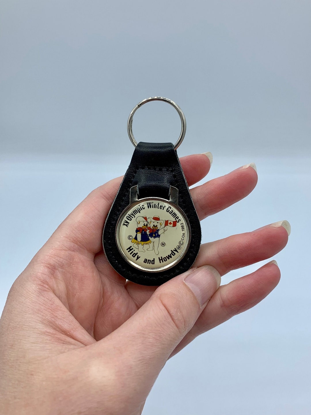XV Olympic Winter Games Hidy and Howdy 1988 Souvenir Key Chain - Black ...